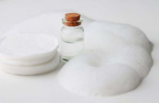 Why Do I Get A Shiny Face? | Advanced Skin Courses by Medico Beauty ...